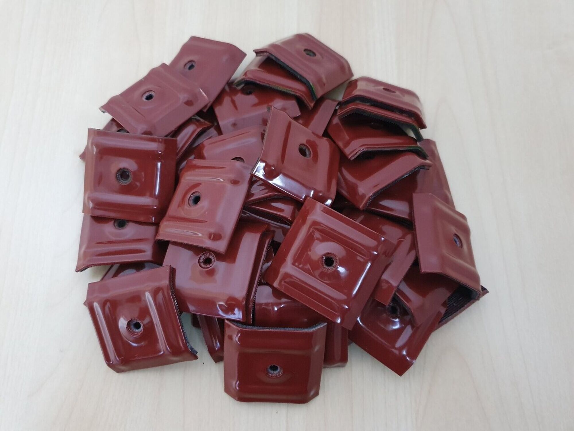 Holz-Blech Kalotten für Trapezblech 20/100 Dunkelrot